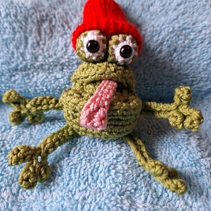 Amigurumi Frog in a Boggin', Comical Hand Made Crochet Frog in a Hat ...