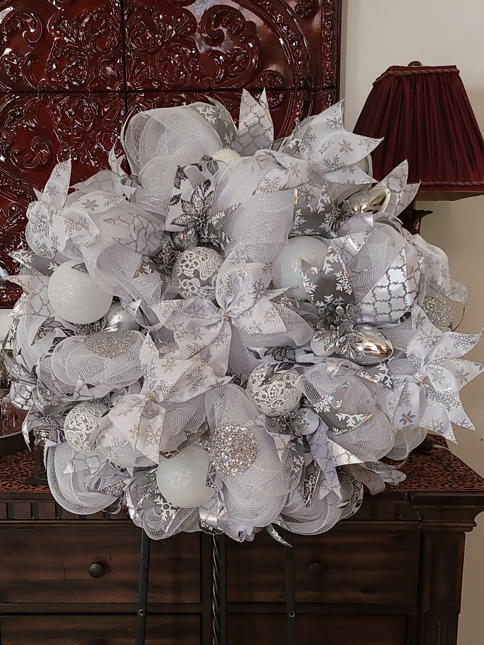 Snowflakes Mesh Wreath Crafted by Hand Elegant Entryway Statement ...