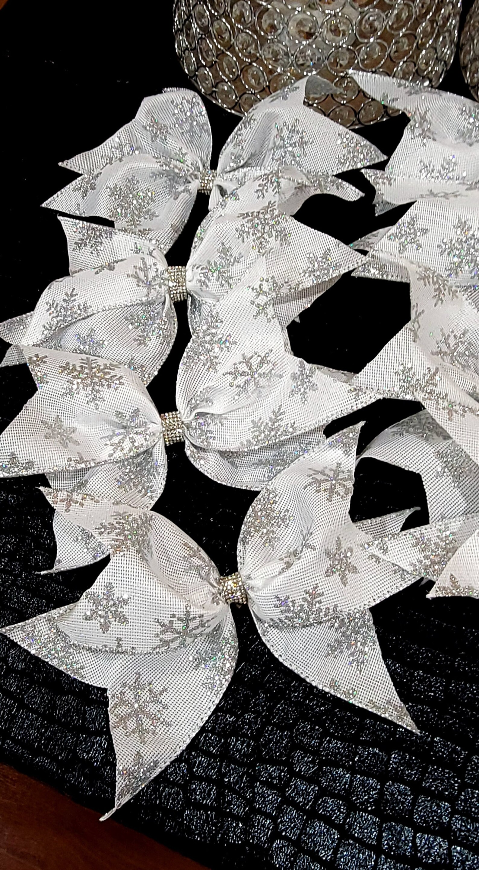 Snowflakes Mesh Wreath Crafted by Hand Elegant Entryway Statement ...