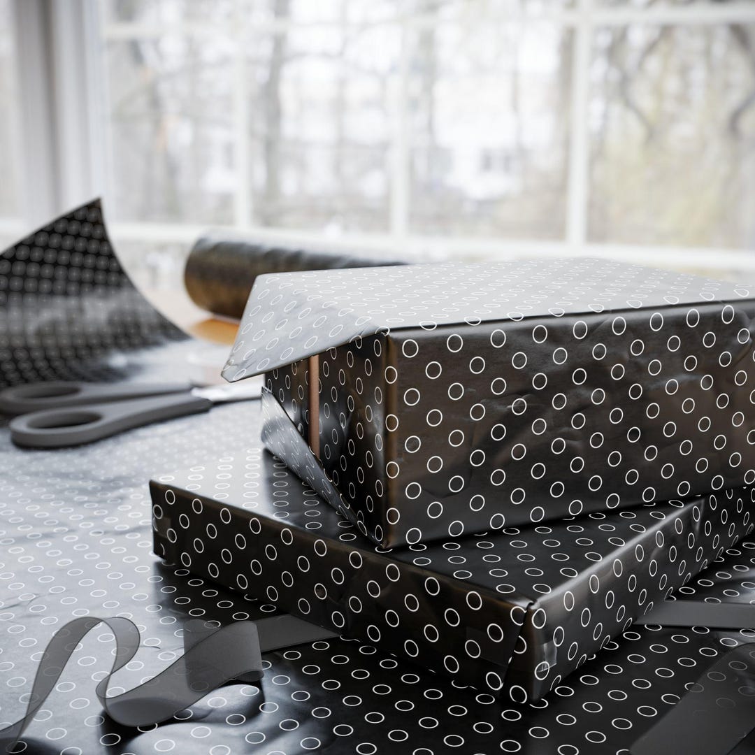 Minimalist Black Wrapping Paper: White Circle Pattern, Stylish Gift ...