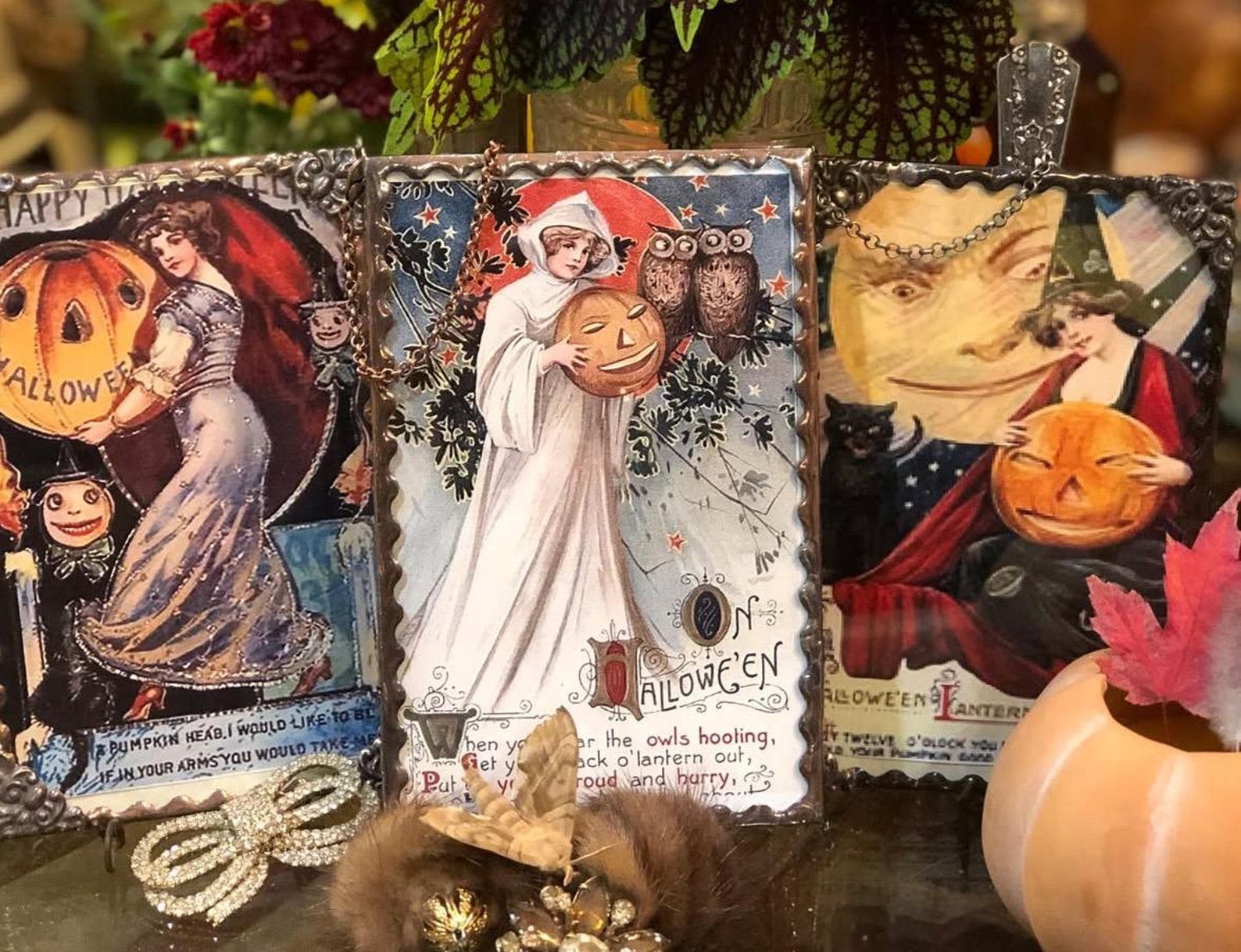 Postcard, Interchangeable Glass Frame, Easy to Change Cards After Each ...
