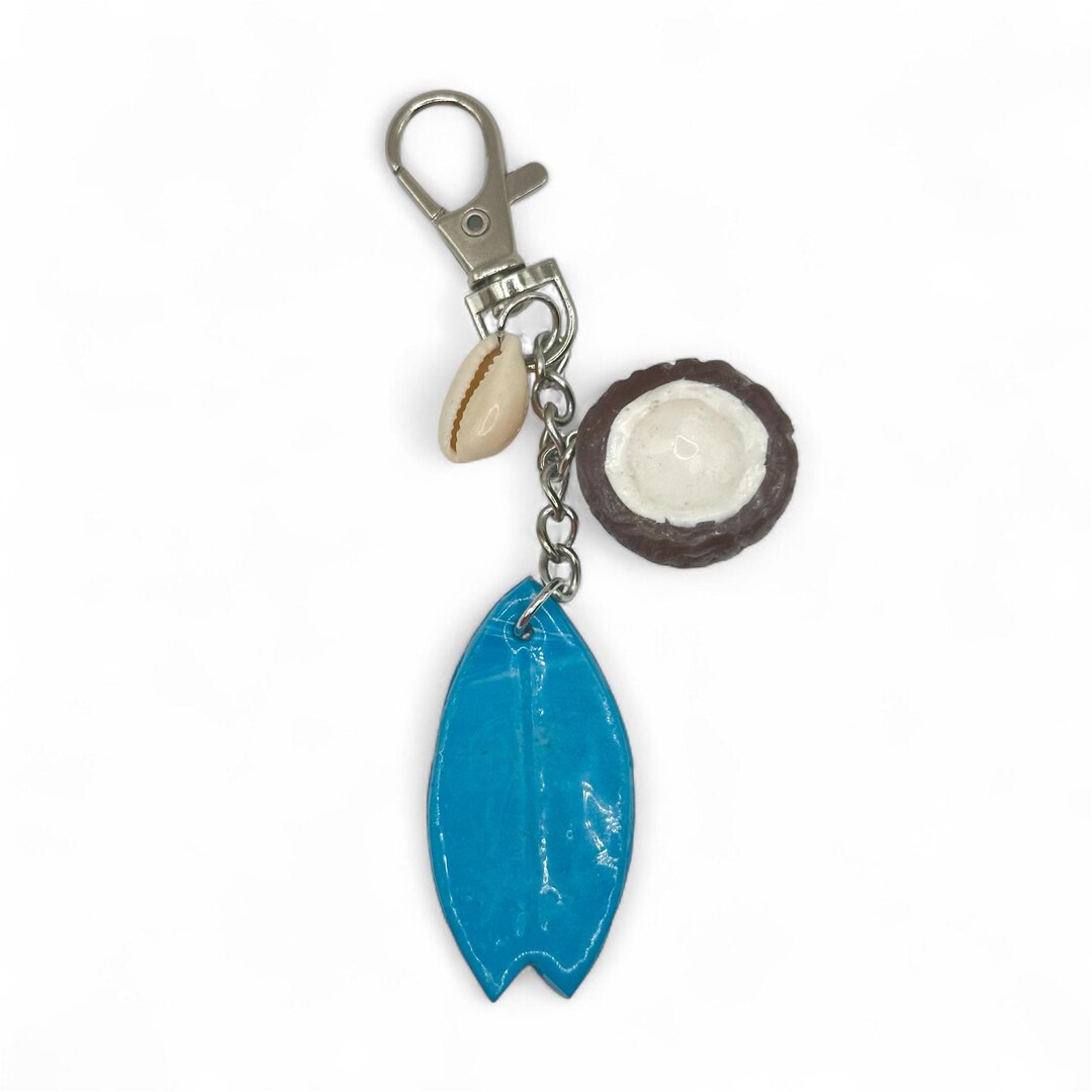 Coconut & Surfboard Keychain - Etsy