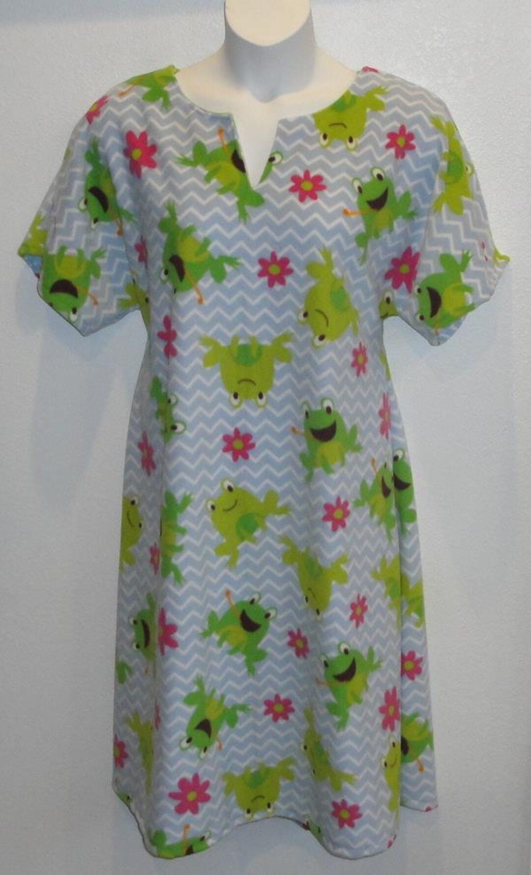 L Post Surgery FLEECE Gown/ Robe shoulder, Breast Cancer, Mastectomy ...