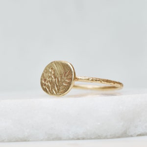 14k Gold Floral Signet Ring, Botanical Disc Ring, Handmade Nature ...