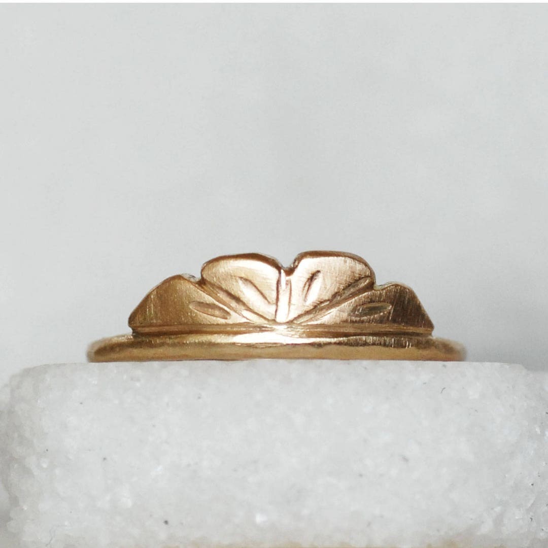 Petal Crown Ring, 14k Gold Flower Crown Ring, Large Flower Bloom Ring ...