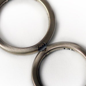 COUPLE Rings-thin Wedding Band White Gold, Natural Look in Gold and ...