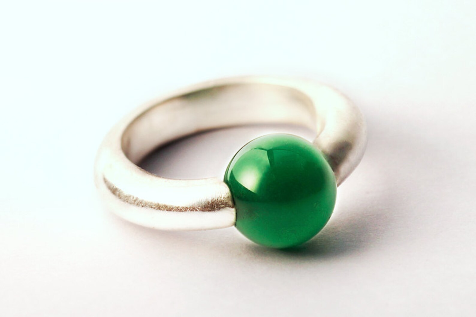Unique Gifts for Women, Ring With Round Green Agate Stone and Silver ...