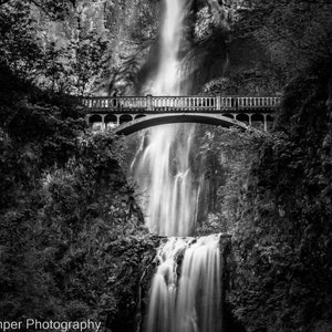 Multnomah Falls Oregon Print Famous Waterfall Black and White Fine Art ...