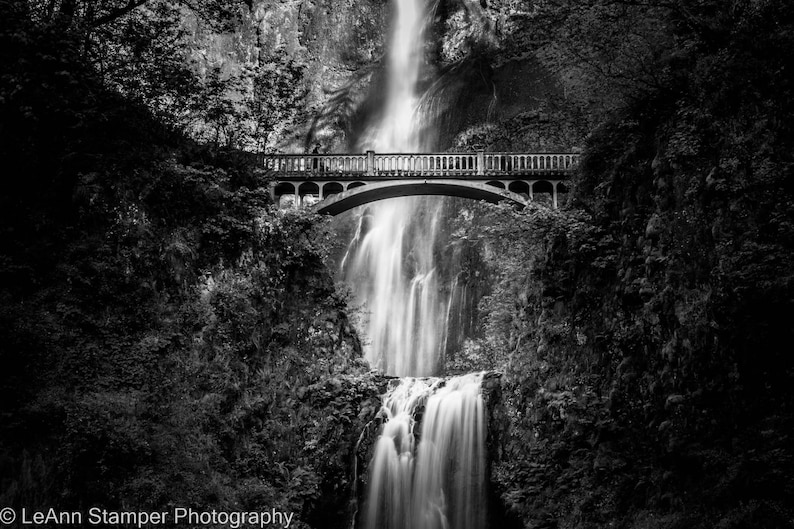 Multnomah Falls Oregon Print Famous Waterfall Black and White Fine Art ...