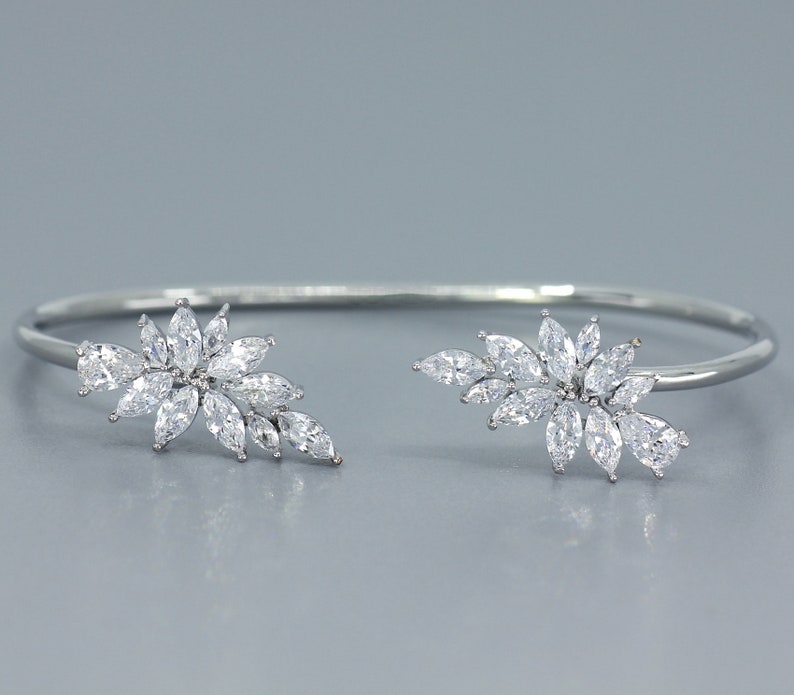 Crystal bangle bracelet store