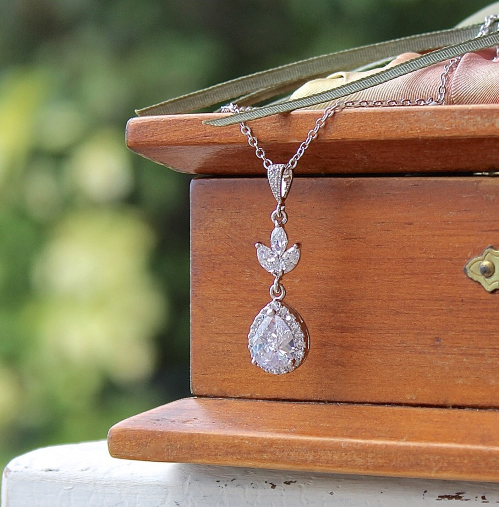 Crystal Bridal Necklace Crystal Teardrop Necklace Crystal - Etsy