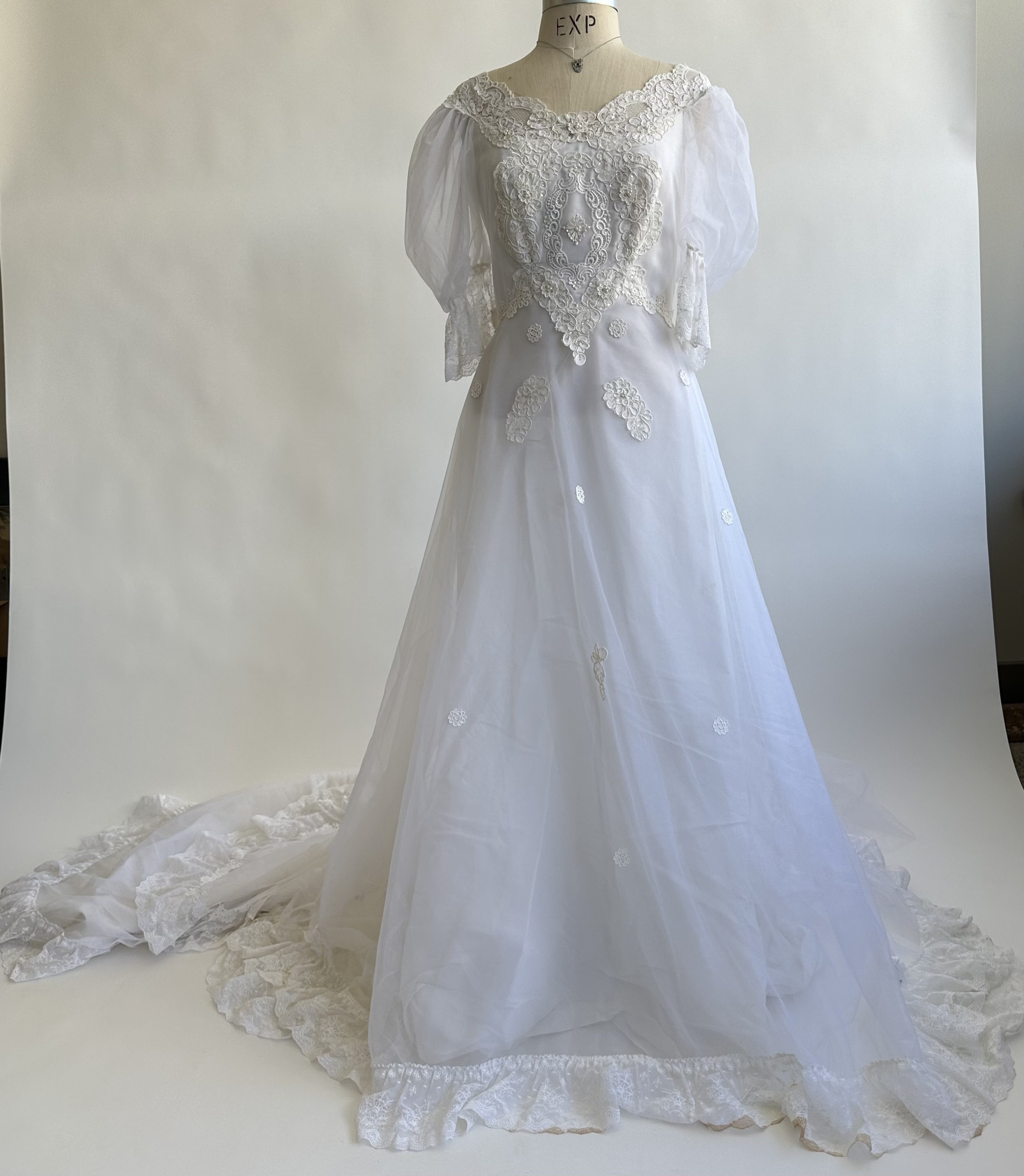 80s Princess Wedding Gown With Long Train, Puffed Sleeves, Chantilly ...