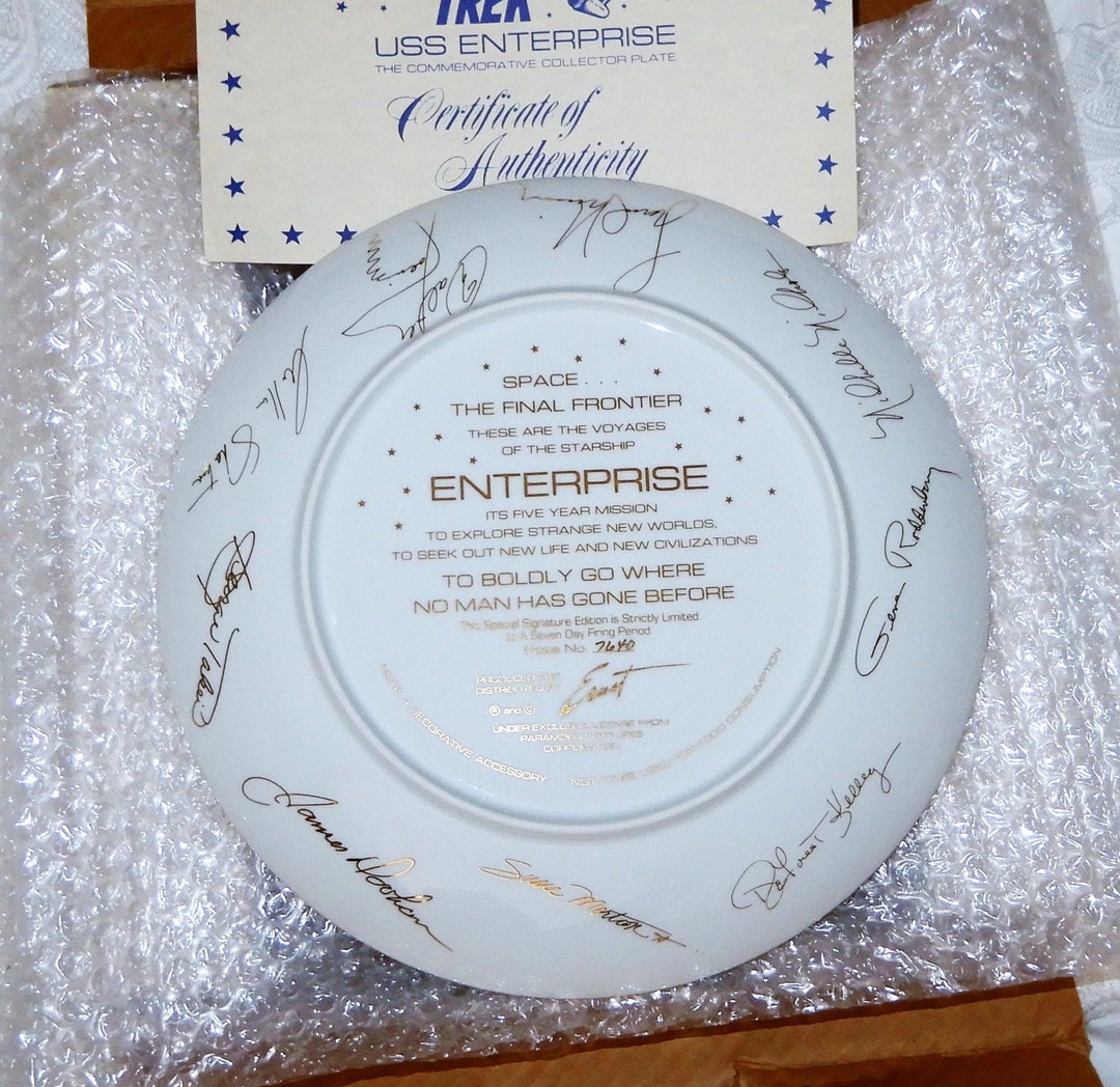 1983 Ernst Gold Signatures Star Trek USS Enterprise Commemorative CREW ...