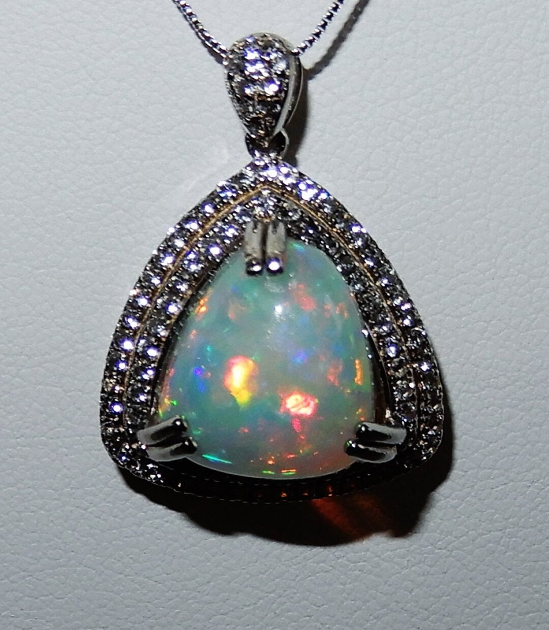 13ct Contra Luz Opal Pendant With Box Chain Ethiopian Welo Gemstone ...