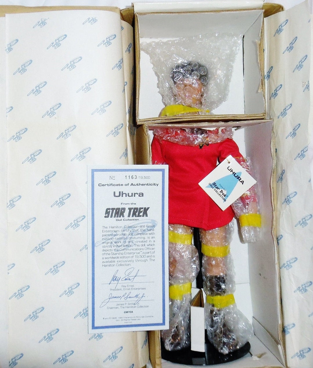 Vintage Star Trek Uhura Porcelain Doll: Rare Ernest Hamilton LTD ...