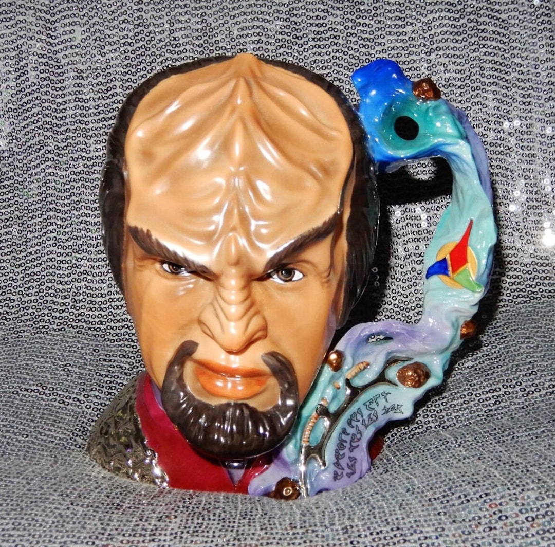 1999 Low #A0188 Star Trek Deep Space Nine Lt. Commander Worf Mug ...