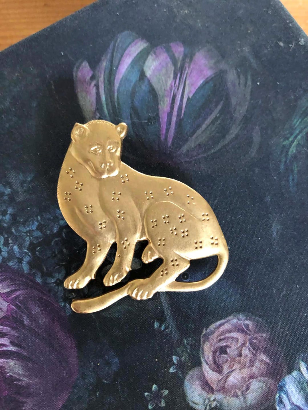 Striking MMA Met Museum Vintage Gilded Leopard Lapel Pin Brooch - Etsy