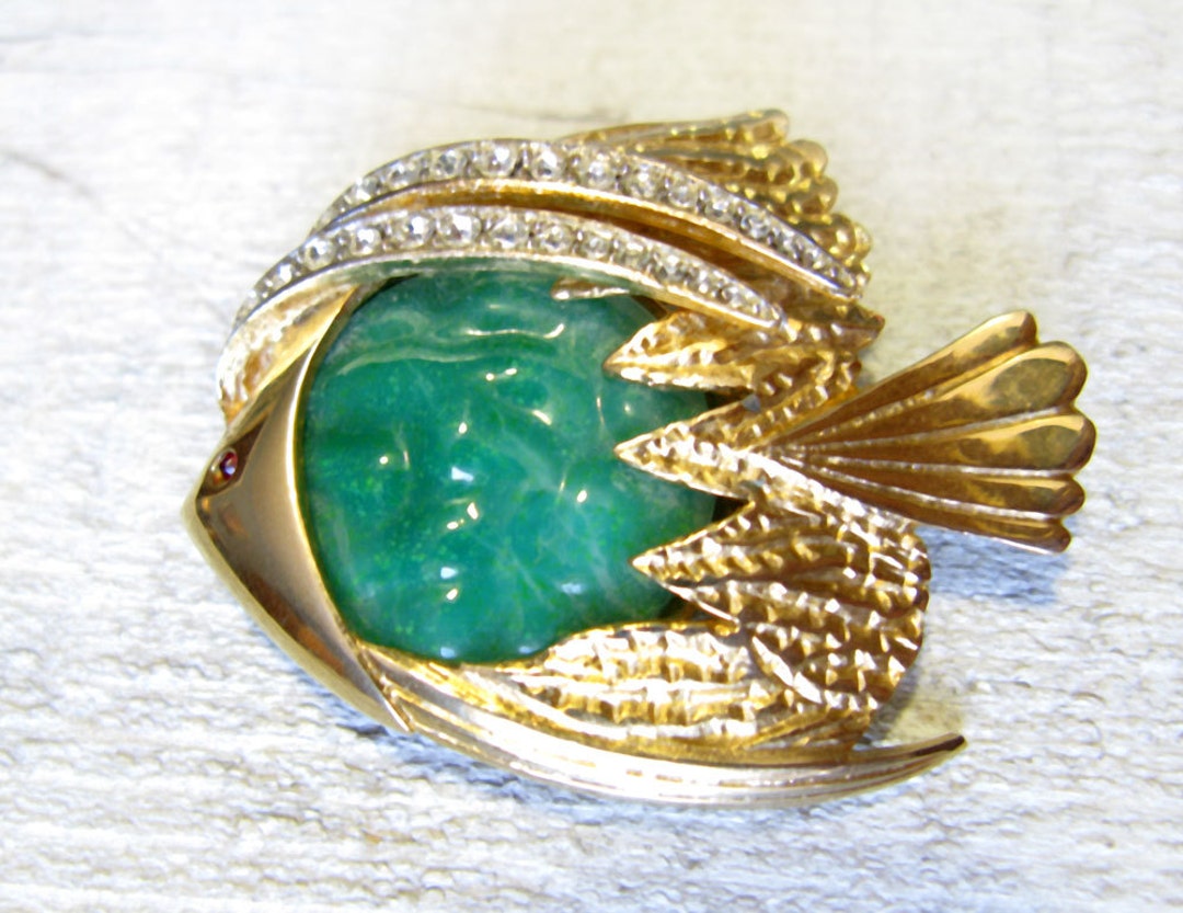 Vintage Kramer Angelfish Brooch Layered Rhinestones Green Art Glass Pin ...