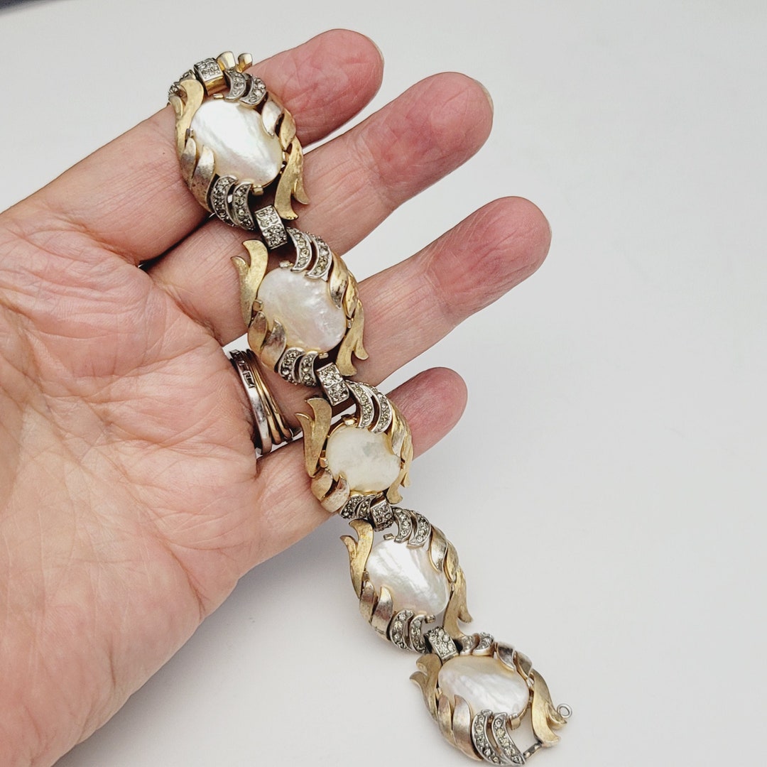 D3jc 1957 Crown Trifari Bracelet From the Fantasia Series With Mother ...