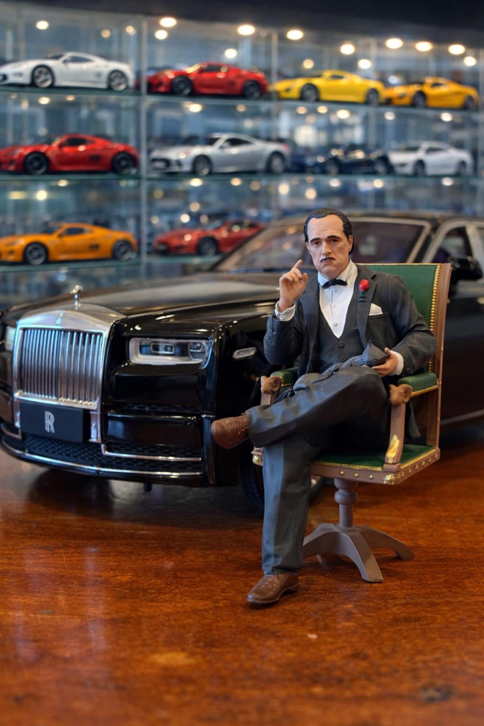 1/18 Scale Mafia Boss Figure With Cat, Miniature Boss in Tuxedo for ...