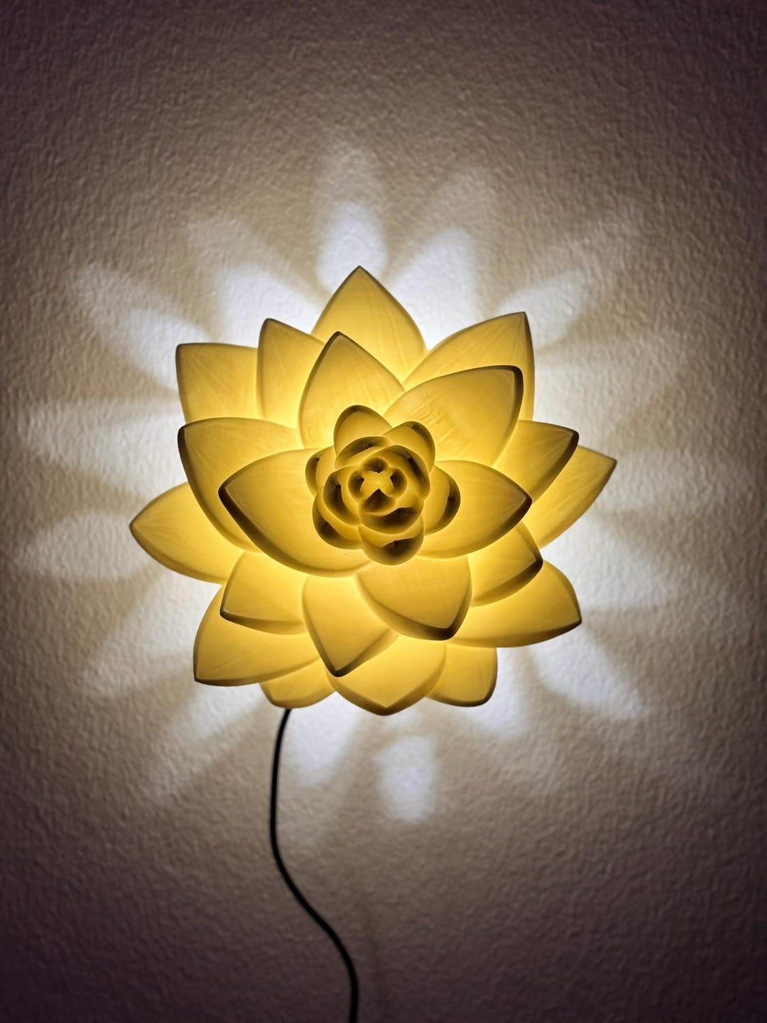 3D Printed Lotus LED Wall Lamp – Elegant Ambient Lighting - Etsy