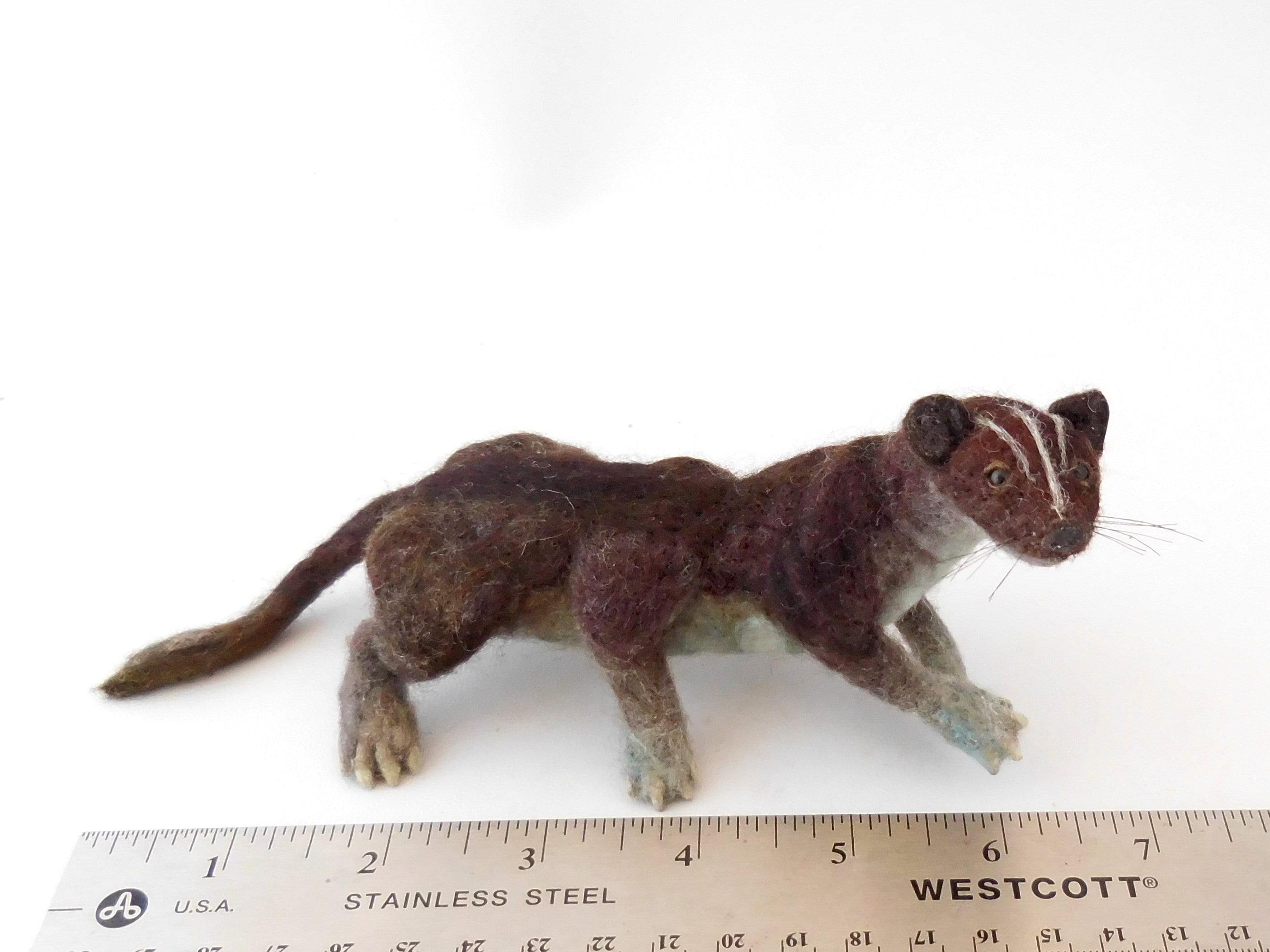 Hexapod Weasel Shoulder Pet, Wearable 6-legged Weasel, Lifelike Fantasy ...