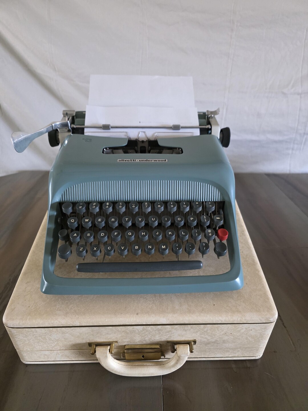 Vintage 1952 Olivetti Underwood Studio 44 Manual Typewriter With ...