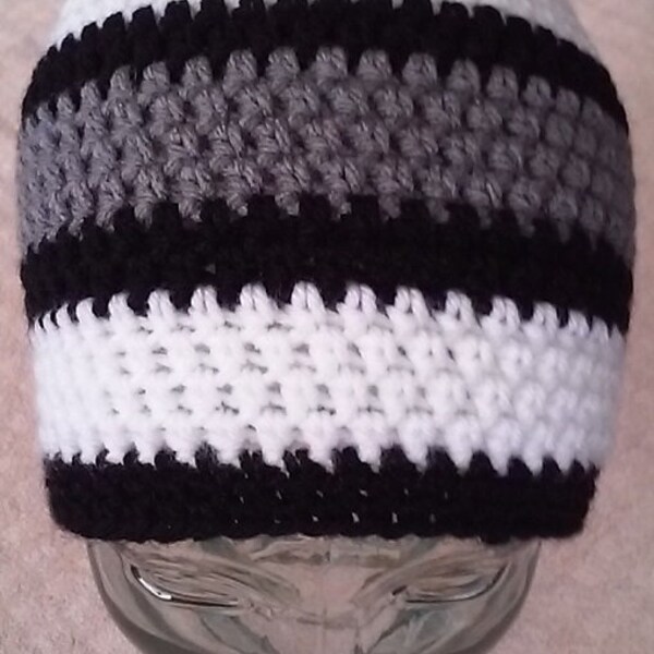 Crochet Raiders Hat - Etsy