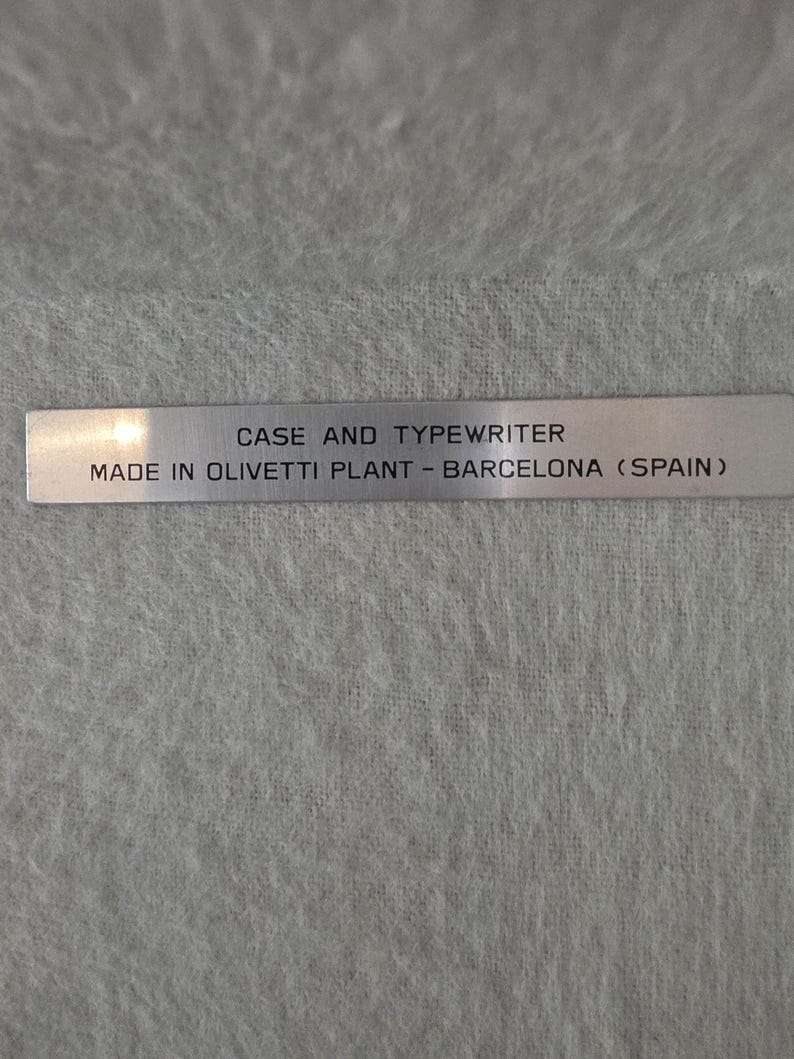 Vintage 1952 Olivetti Underwood Studio 44 Manual Typewriter With ...