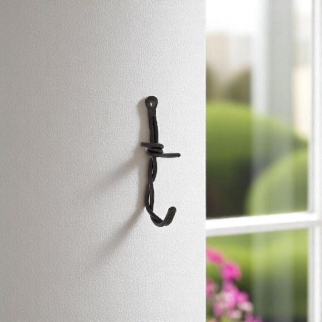 Barb Wire Metal Wall Hook Wall Mounted Hooks Solid Decorative Hanger ...