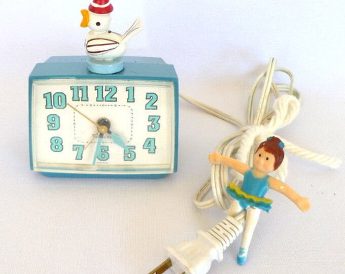 Vintage AQUA Repurposed ELECTRIC CLOCK - Etsy