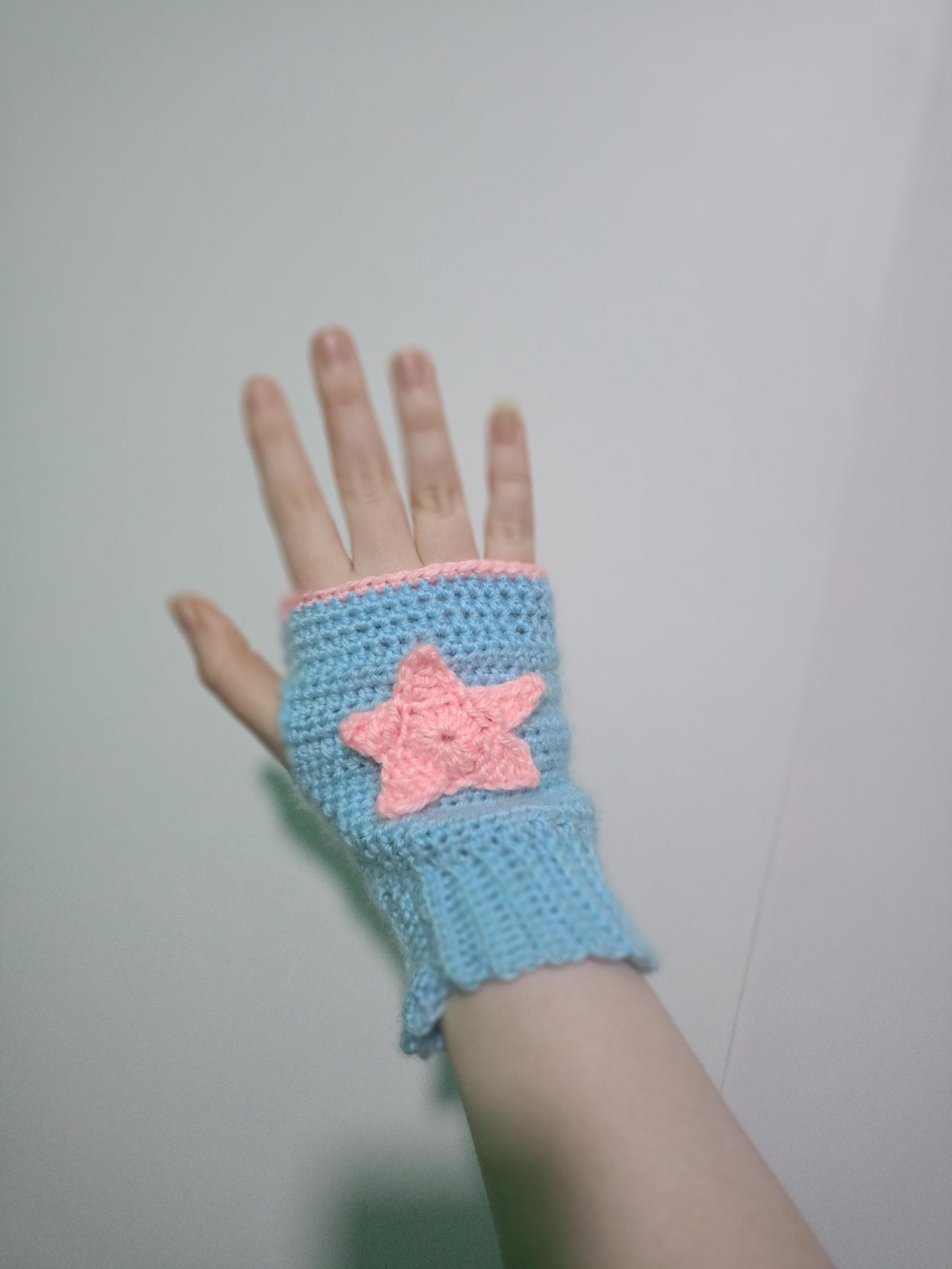 Y2K Handmade Crocheted Pastel Blue and Pink Glove / Kawaii Wrist Warmer ...