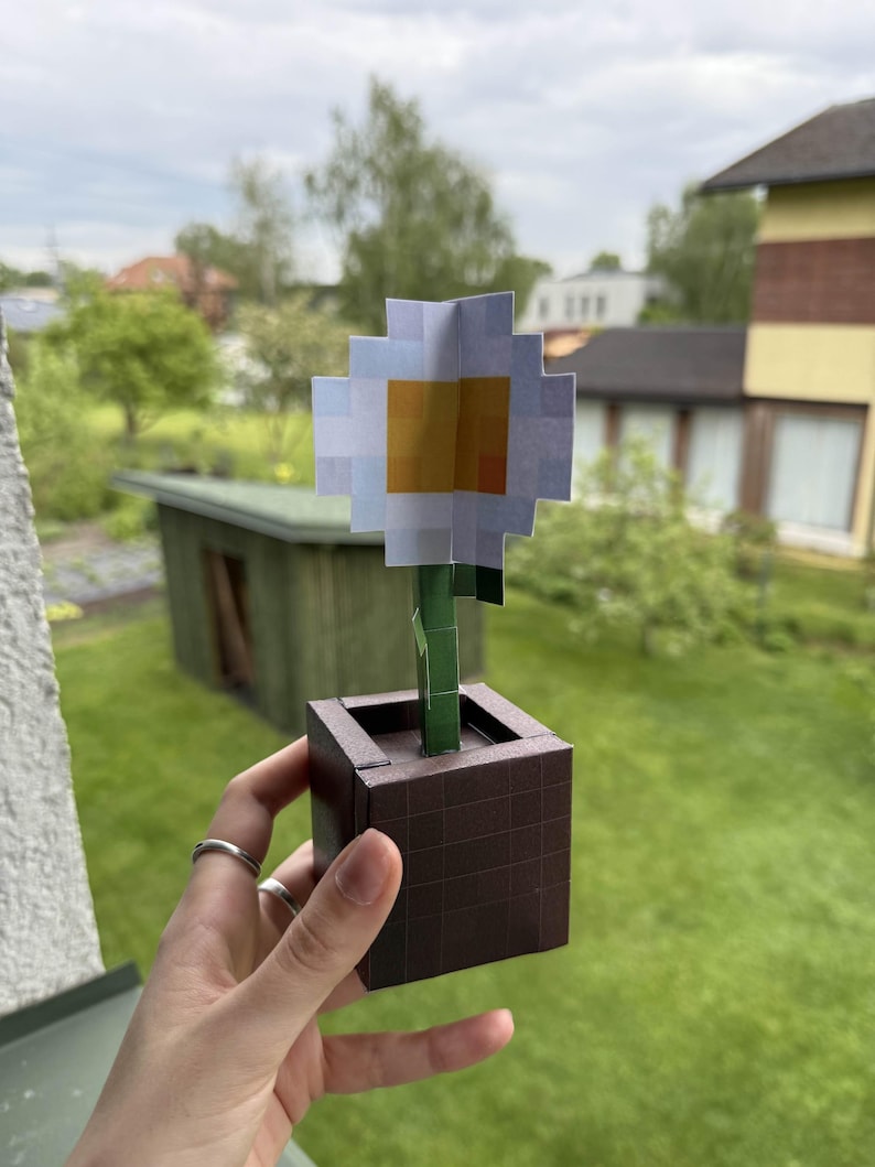 Flower Pot Papercraft Template – DIY 3D Pixel Paper Model PDF, Kids ...