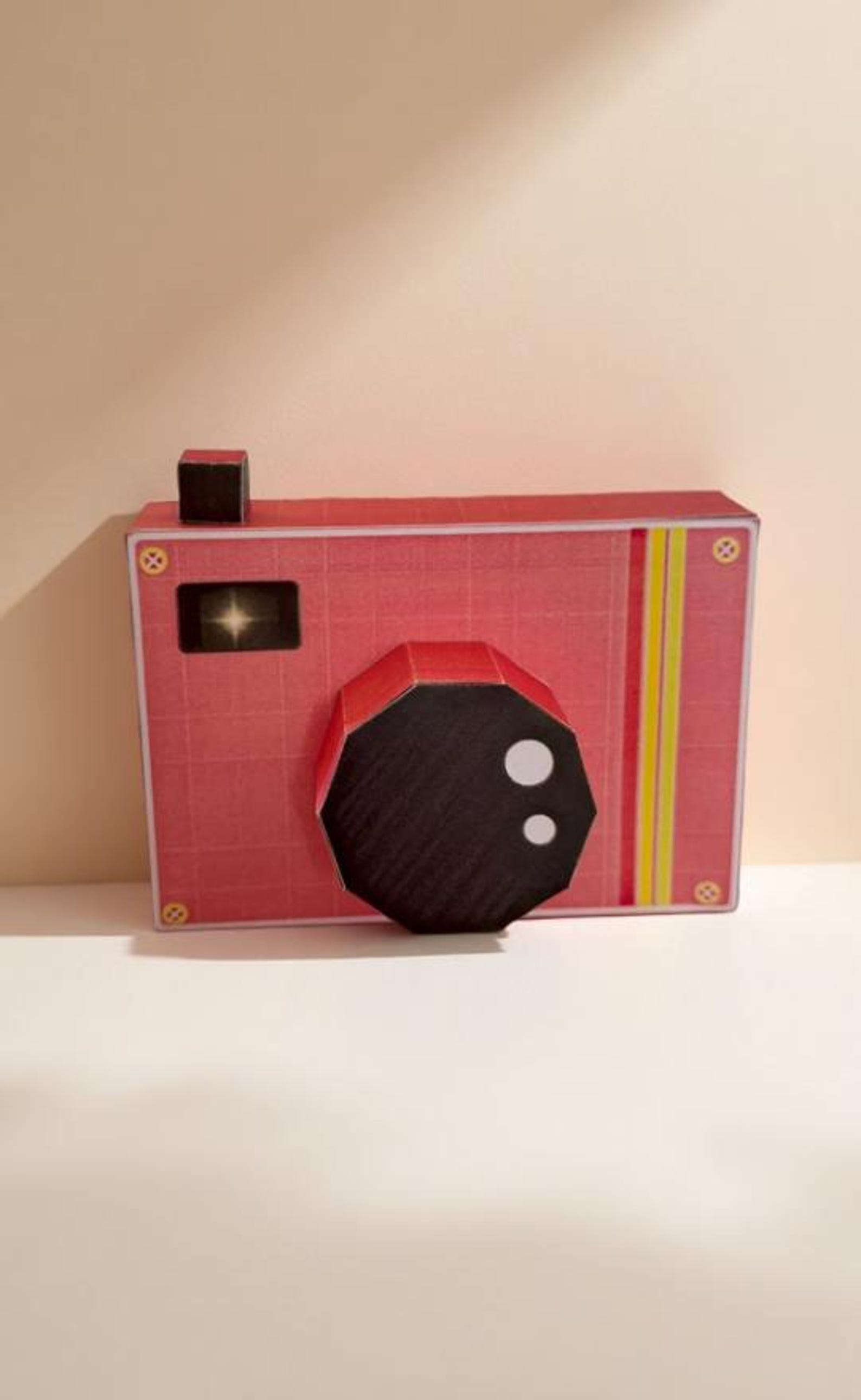 Camera Pink Papercraft Template – DIY 3D Paper Model, PDF, Fun ...