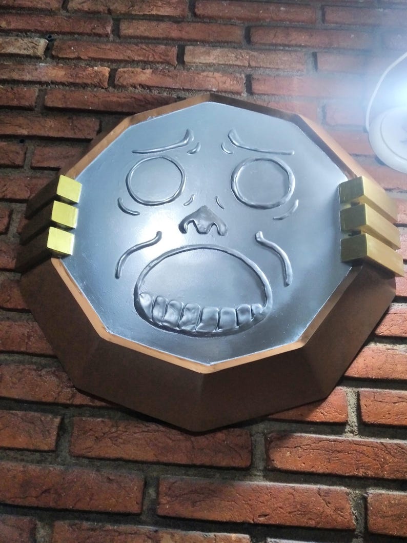 Zelda Majora's Mask Mirror Shield - "scary Face" - Etsy