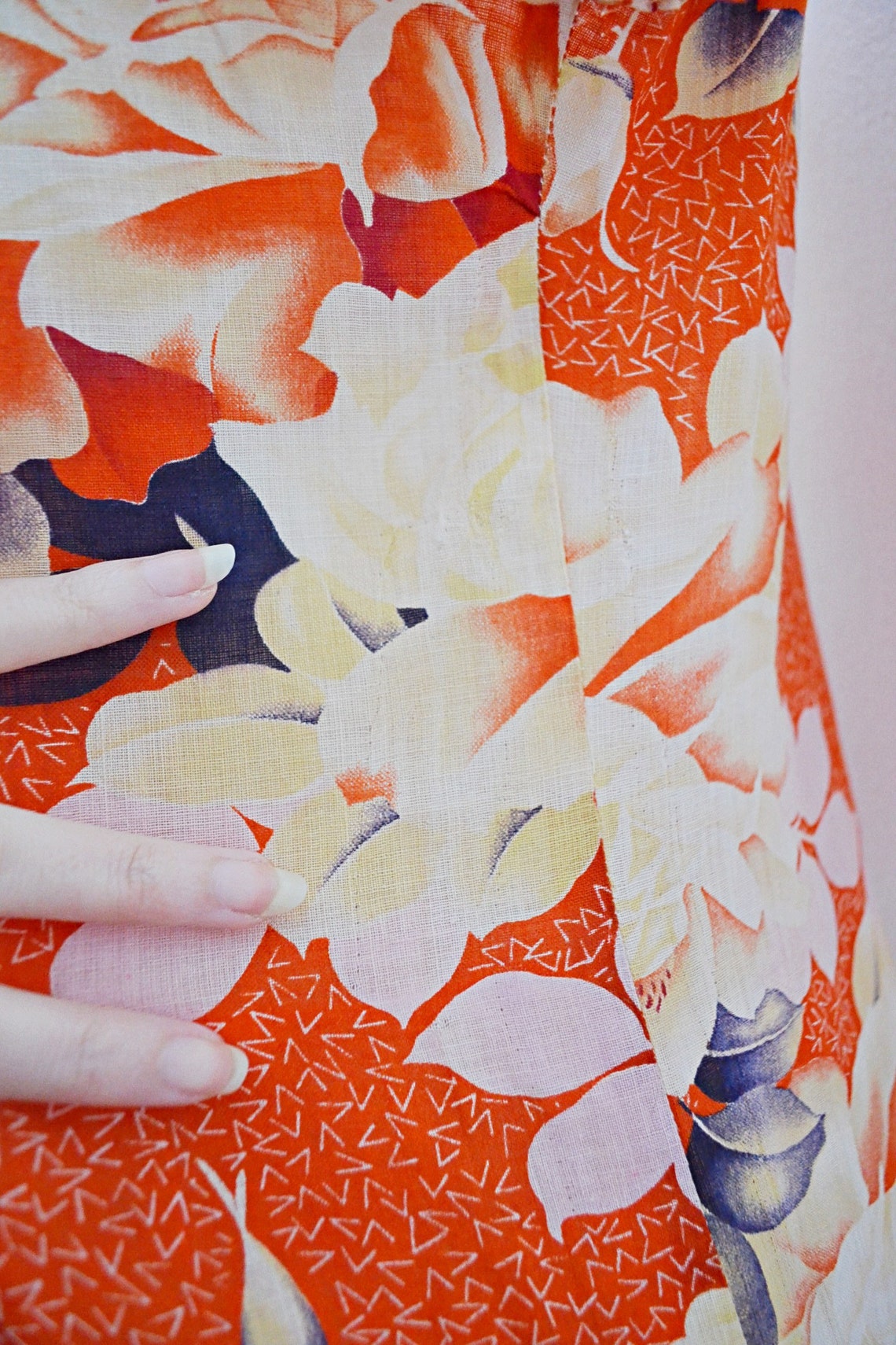 1940s Red Cotton Graphic Rose Print Holoku Holomuu Style - Etsy