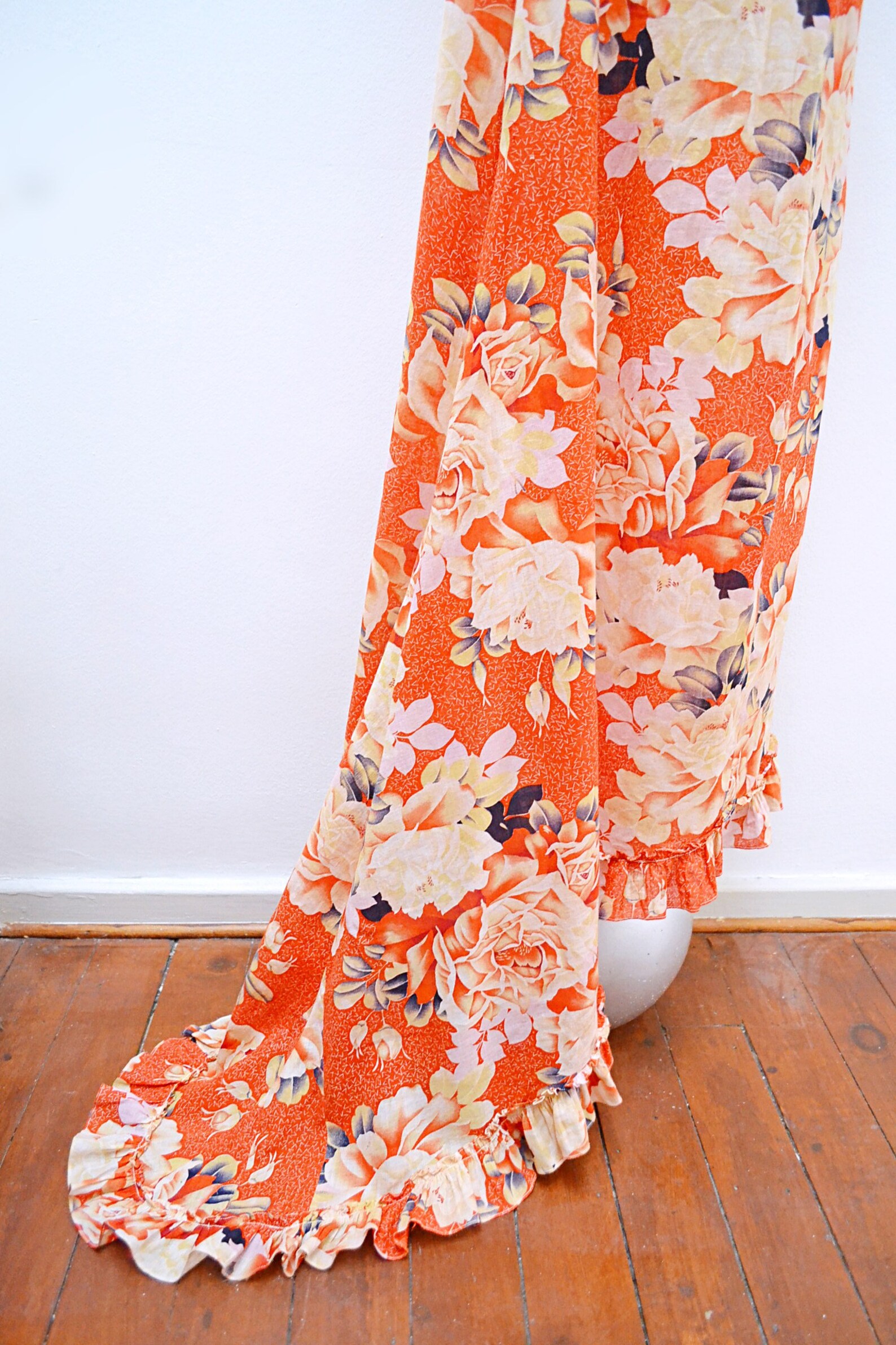 1940s Red Cotton Graphic Rose Print Holoku Holomuu Style - Etsy