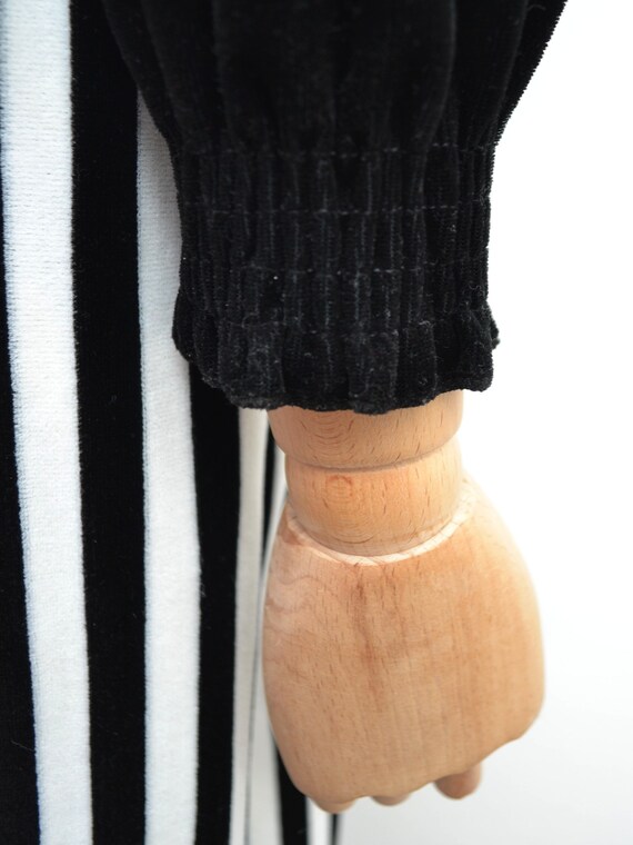 1970s Velour stripe dressing gown, Long sleeve velvet… - Gem