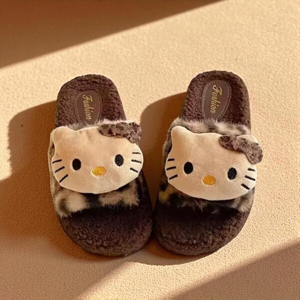 Hello Kitty's Slippers - Etsy