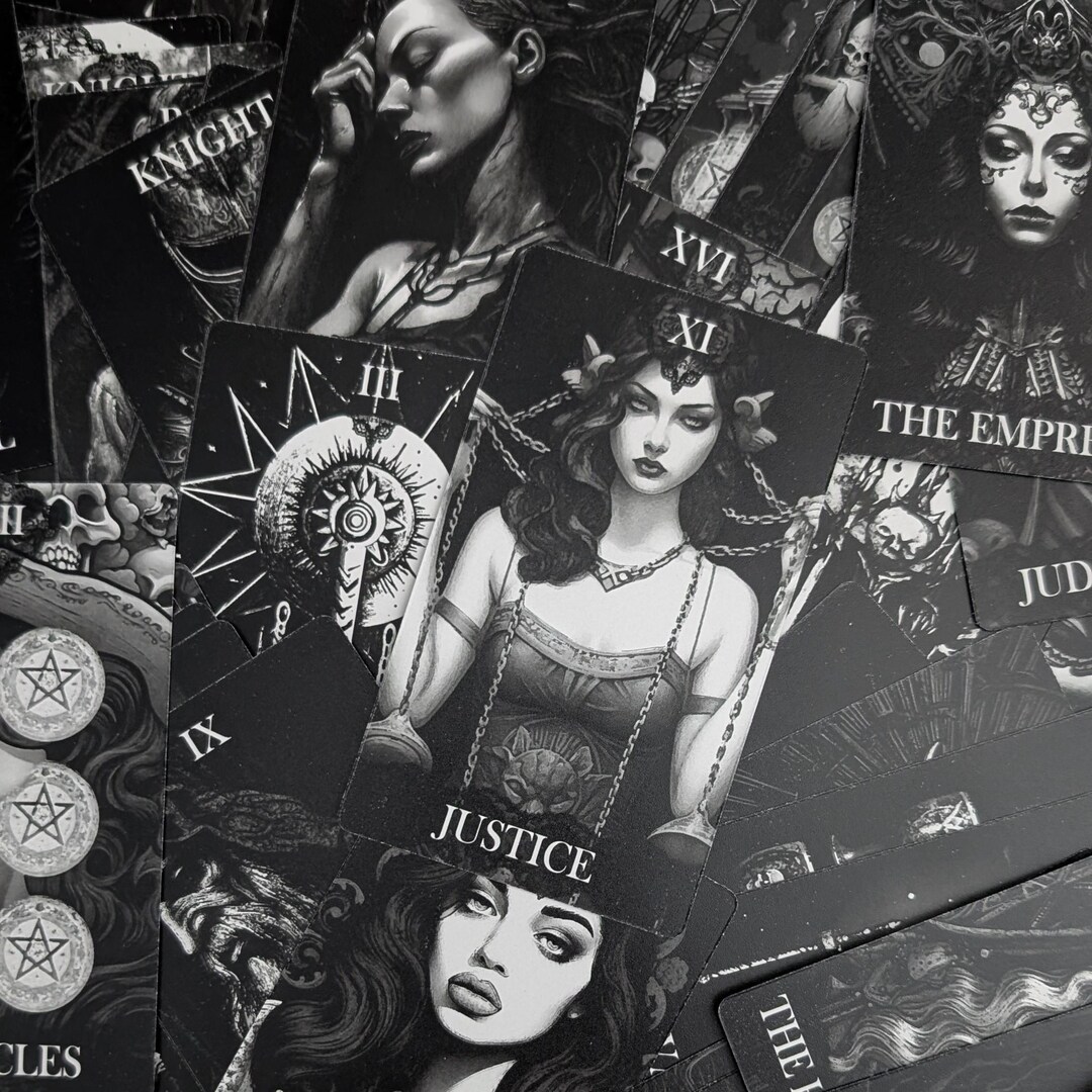 Victorian Shadows Tarot Card Deck | Beautiful Antique Gothic Tarot ...