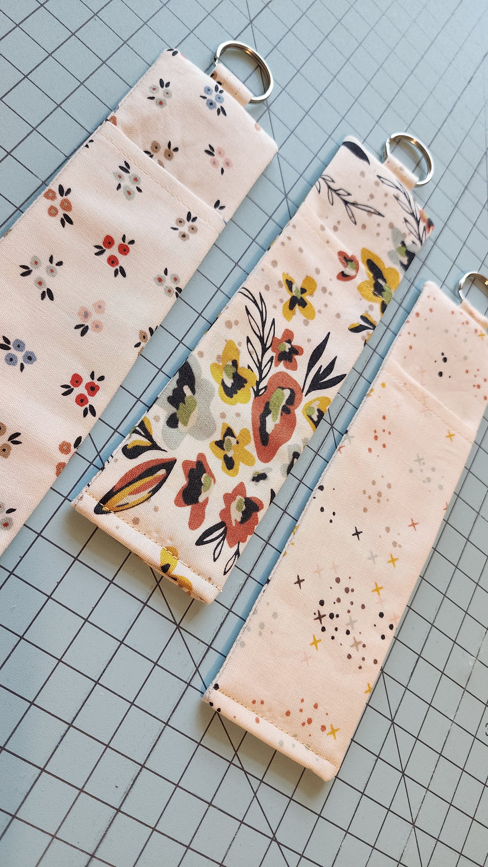 Fabric Pen Holder for Lanyards - Holds 1 or 2 Pens or Pencils - Teacher ...