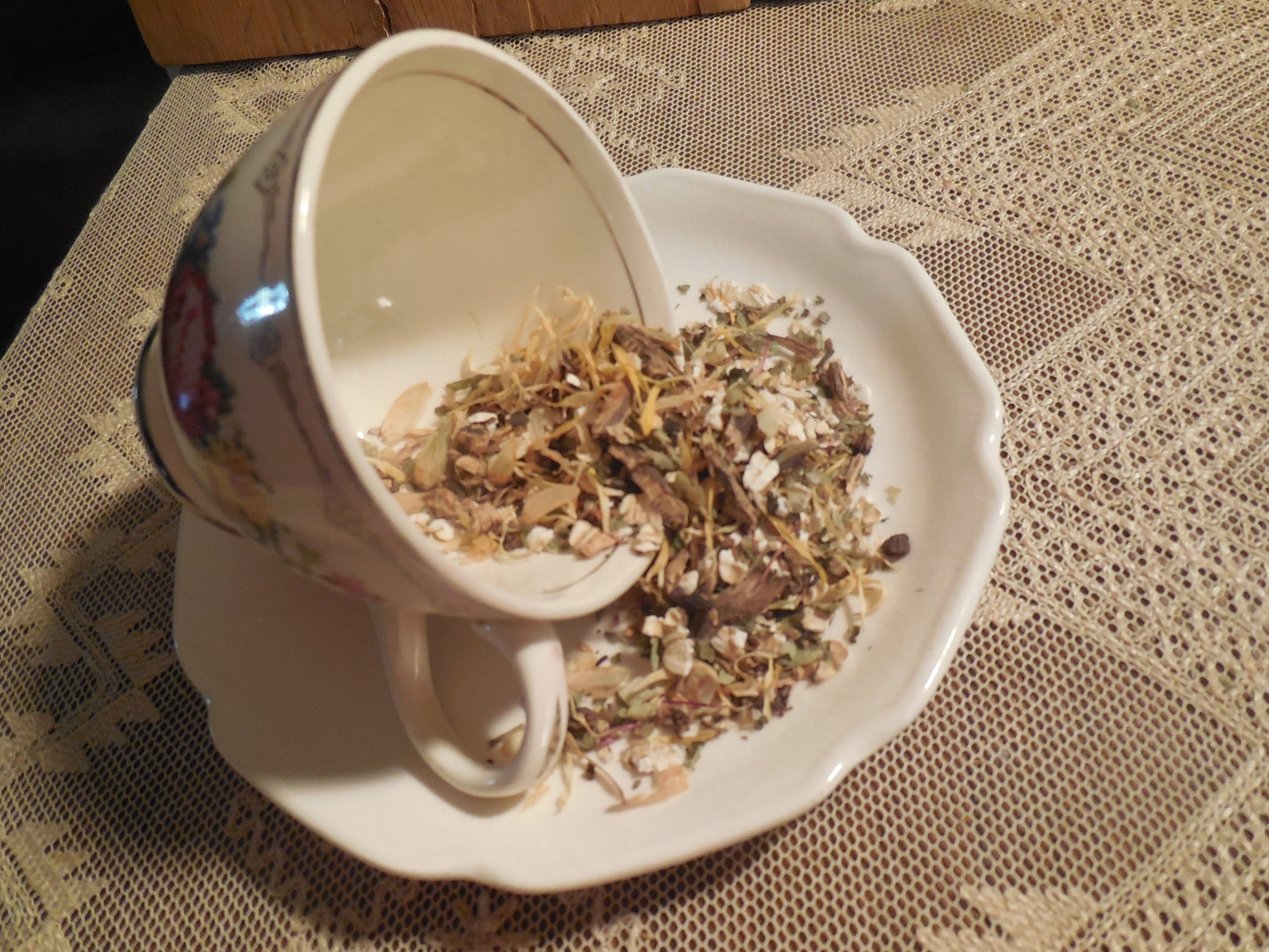 Menopause Women's Loose Herbal Tea, No Caffeine, Black Cohosh, Hops ...