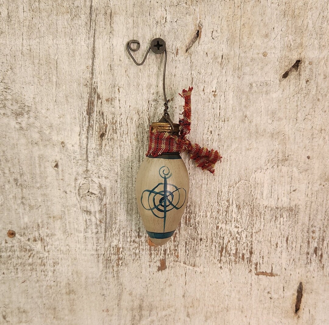 Stoneware Style Ornament Colonial Style Ornament Primitive Ornament ...