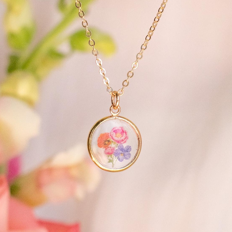 Birth Flower Necklace - Etsy
