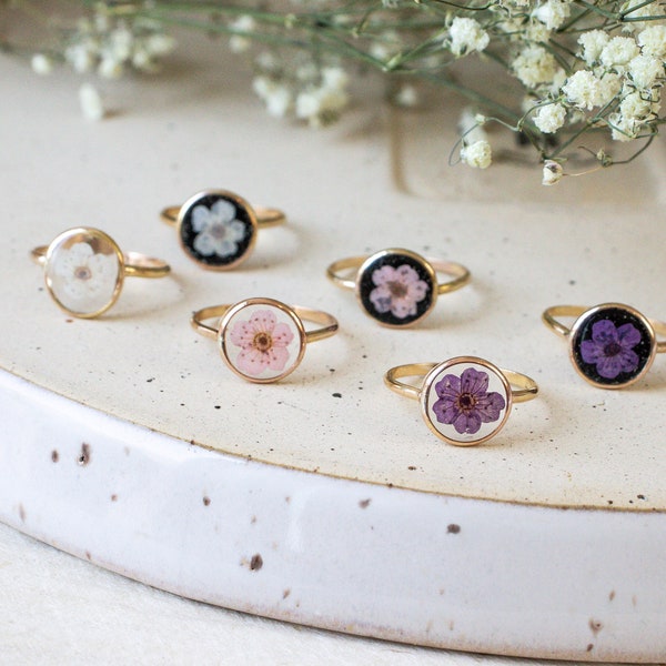 Flower Ring - Etsy
