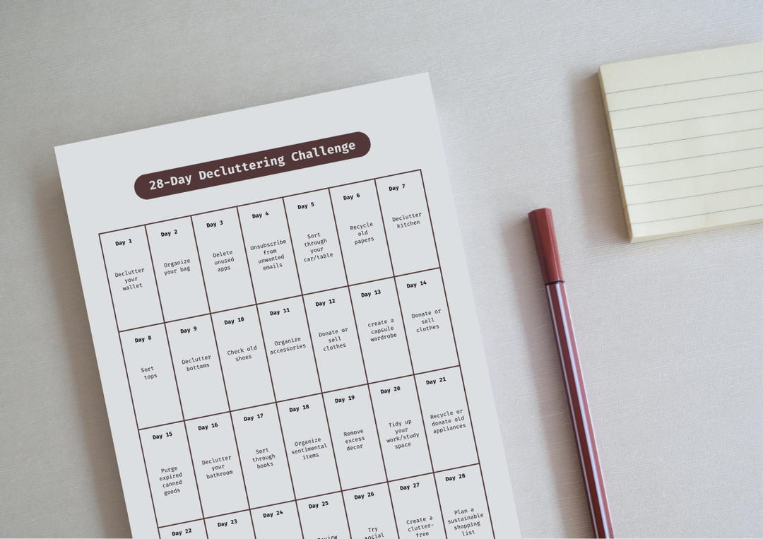 28 Day Decluttering Challenge | Printable Checklist | Home Organization ...