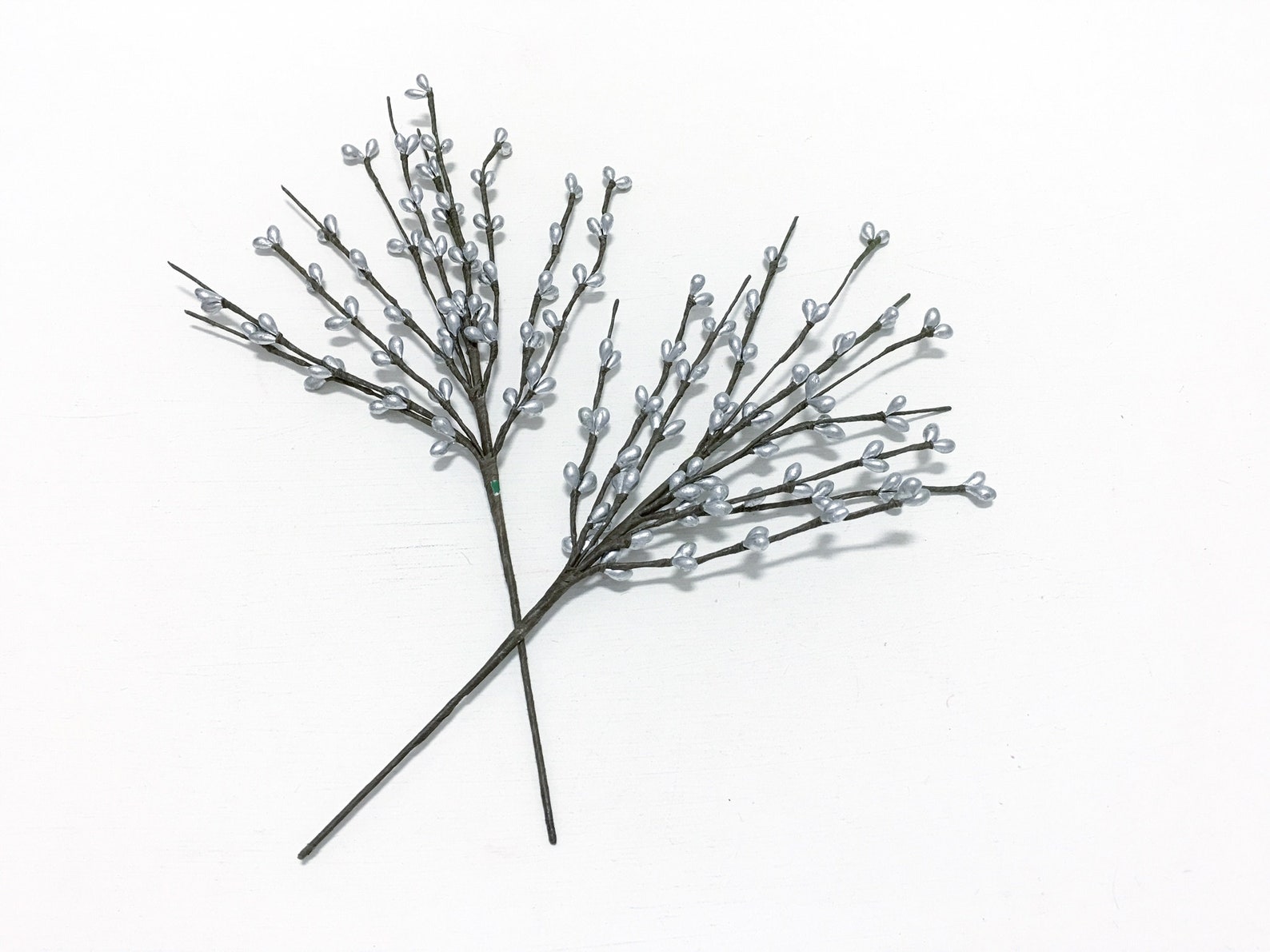 2 Silver Pip Berry Picks Artificial Flowers Pip Berry - Etsy