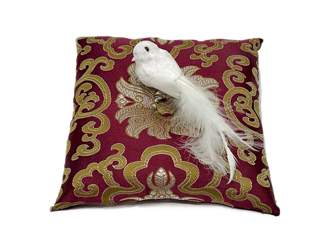 Artificial WHITE Lace Bird With Feather Tail on Clip - Craft ...