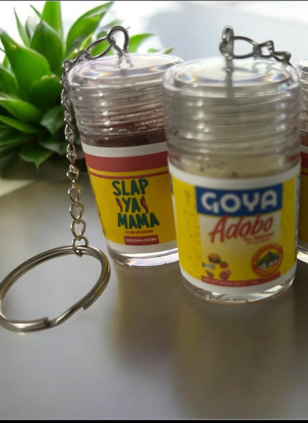 Mini Seasoning Keychain Portable Spice Shaker Travel Set, Camping ...