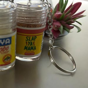 Mini Seasoning Keychain or Shaker – Adobo, Sazón, Old Bay, Garlic, Hot ...